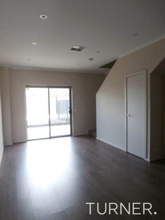 97 Hunter Crescent, Salisbury North SA 5108 - Townhouse For Rent - $470 ...