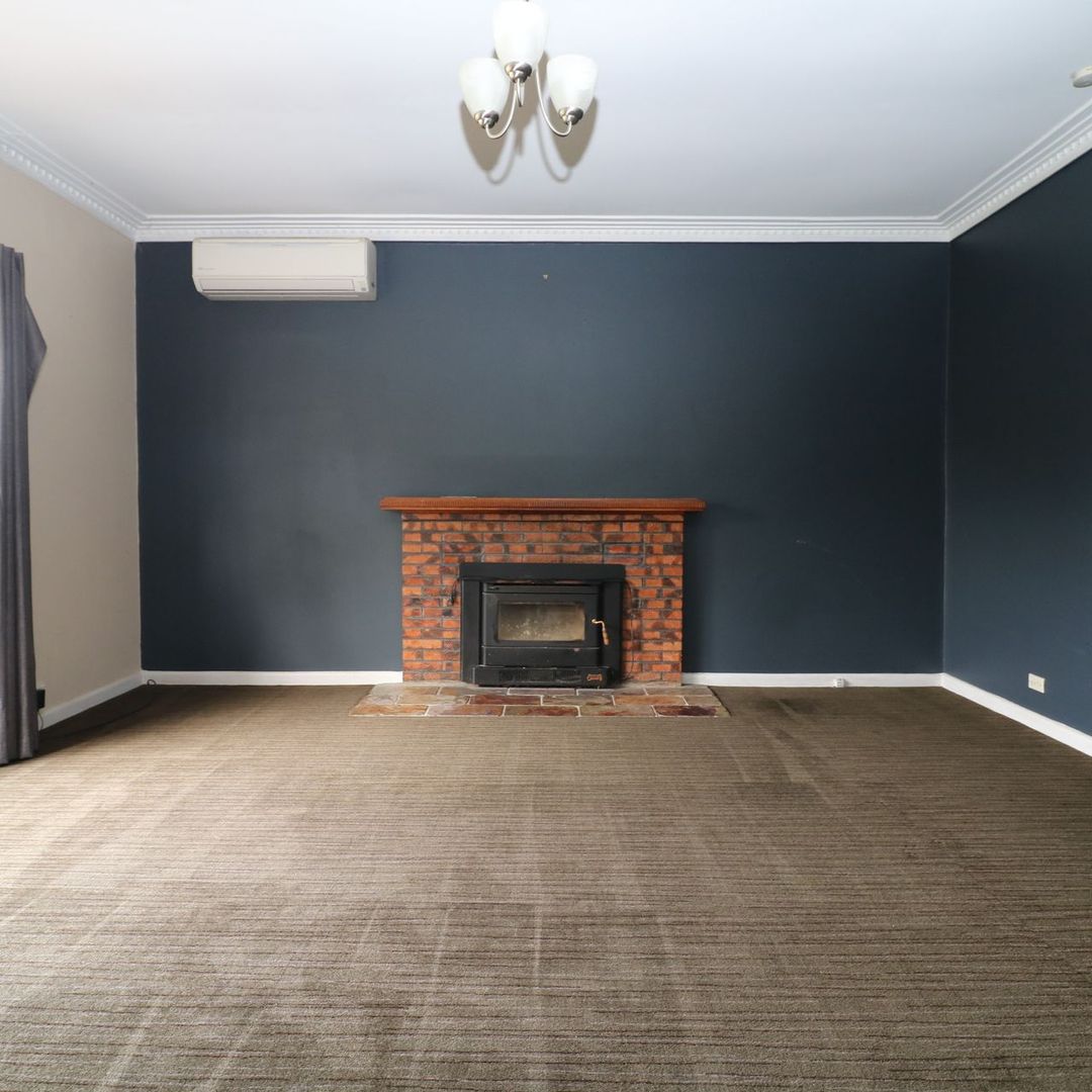 2 Neil Street, Belmont VIC 3216 - House For Rent | Domain