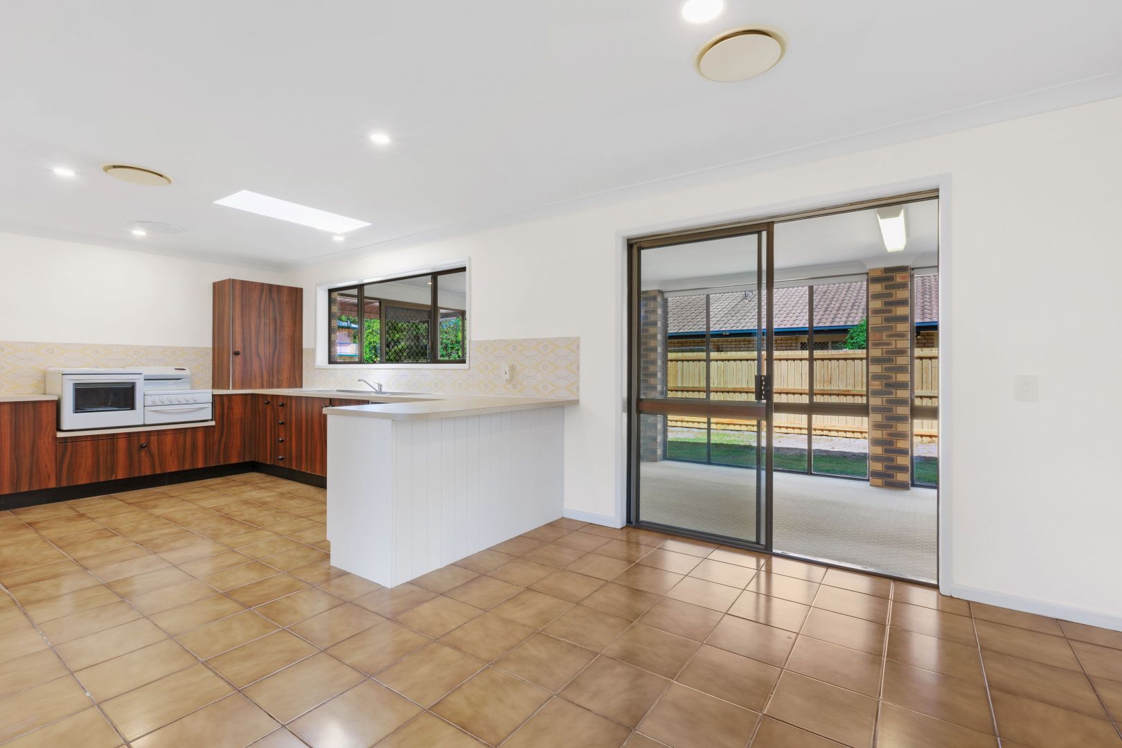 2 TAREEL STREET, Wurtulla QLD 4575 - House For Rent - $680 | Domain