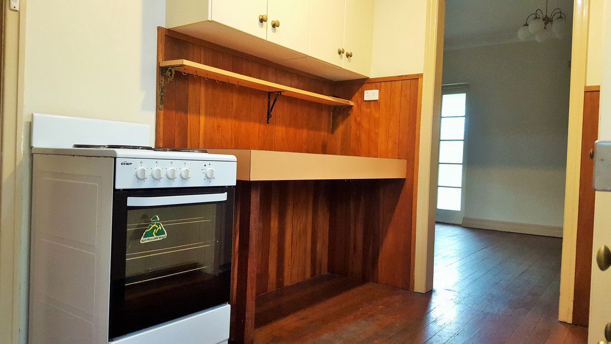 4 Hillsdon Road, Taringa QLD 4068 - House For Rent | Domain