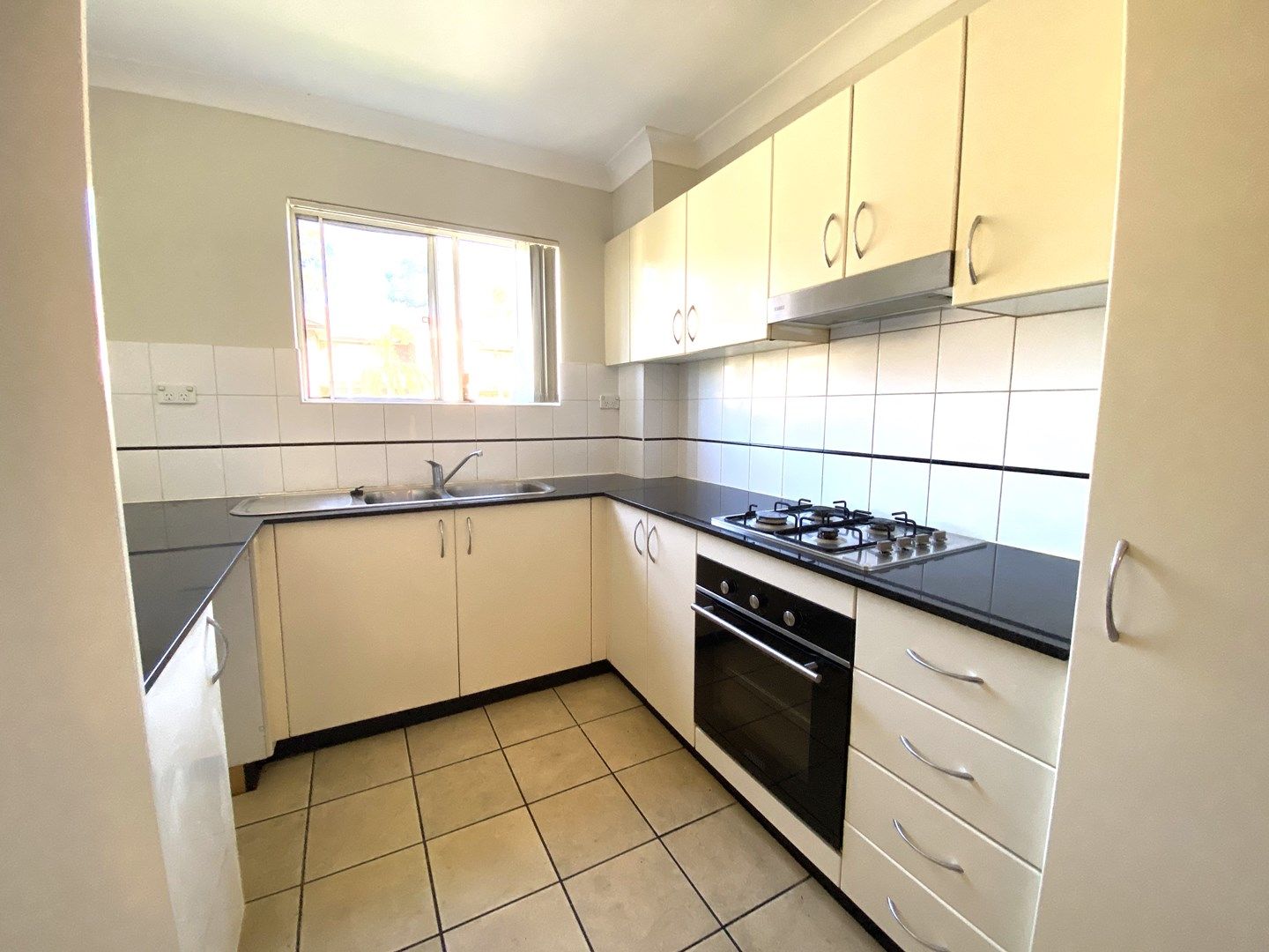 10/56-62 Carrington Avenue, Hurstville NSW 2220 - Apartment For Rent ...