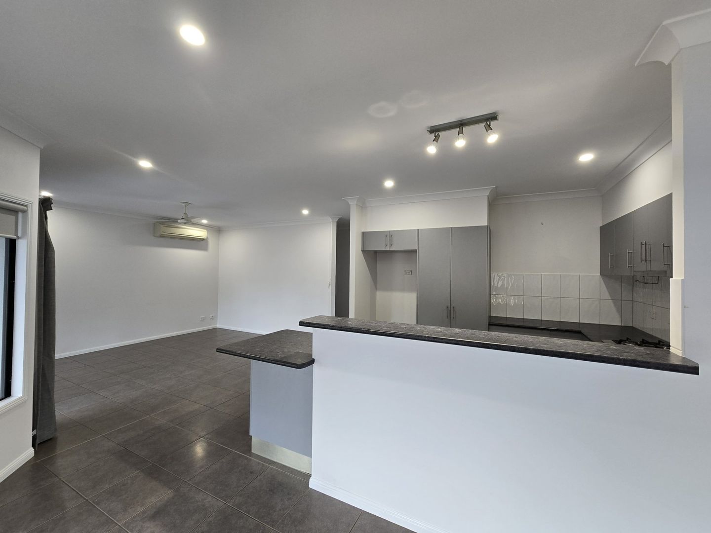 44. Norfolk Cct, Redlynch QLD 4870 - House For Rent | Domain