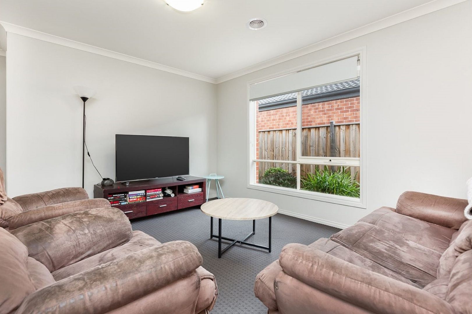 9 Ellaroo Circuit, Clyde North VIC 3978 - House For Rent | Domain