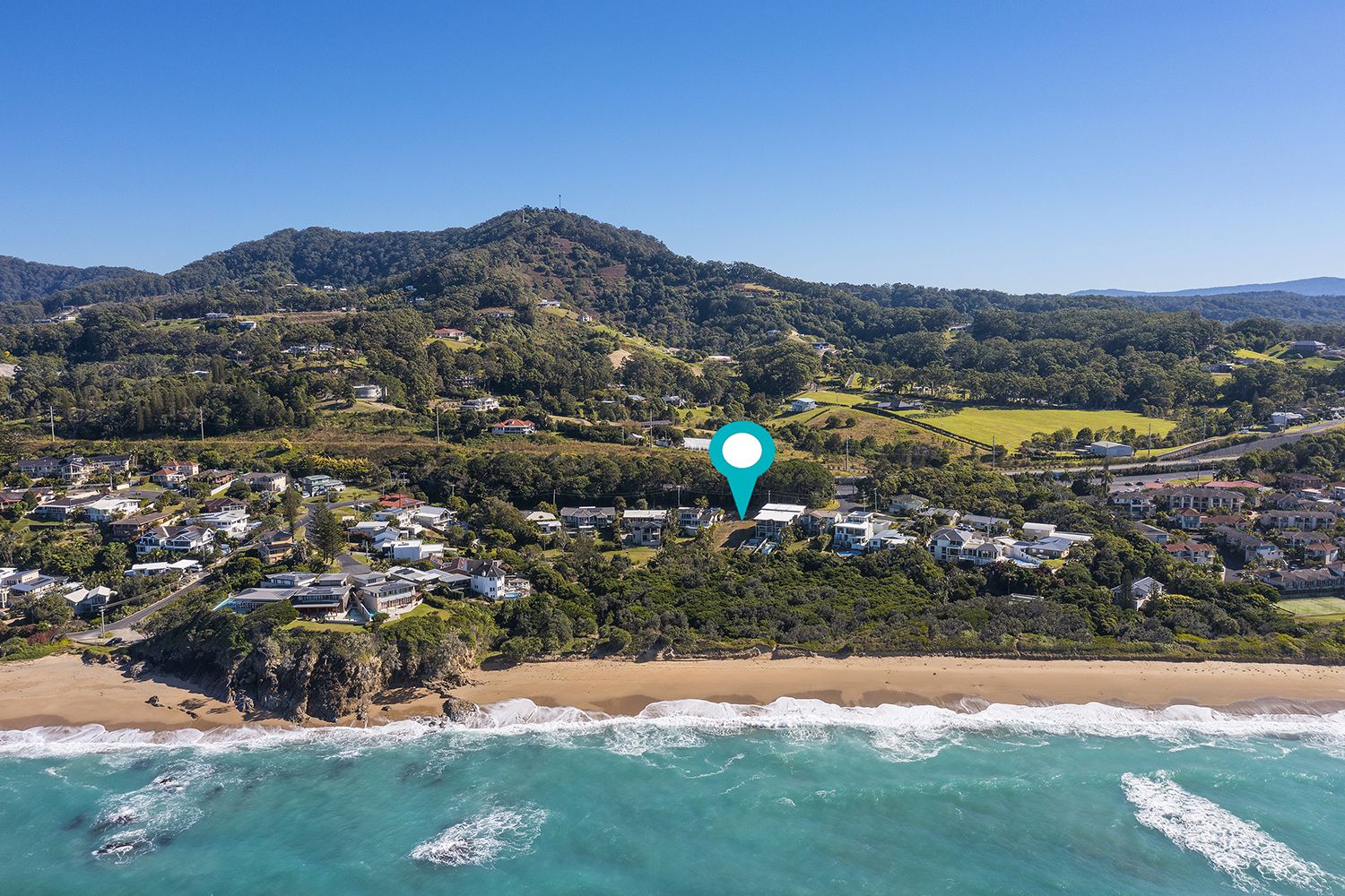 15 Sapphire Crescent, Sapphire Beach NSW 2450 | Domain