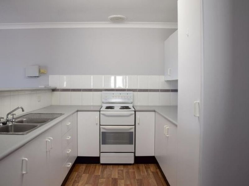 87A South Seas Drive, Ashtonfield NSW 2323 - Semi-detached For Rent ...