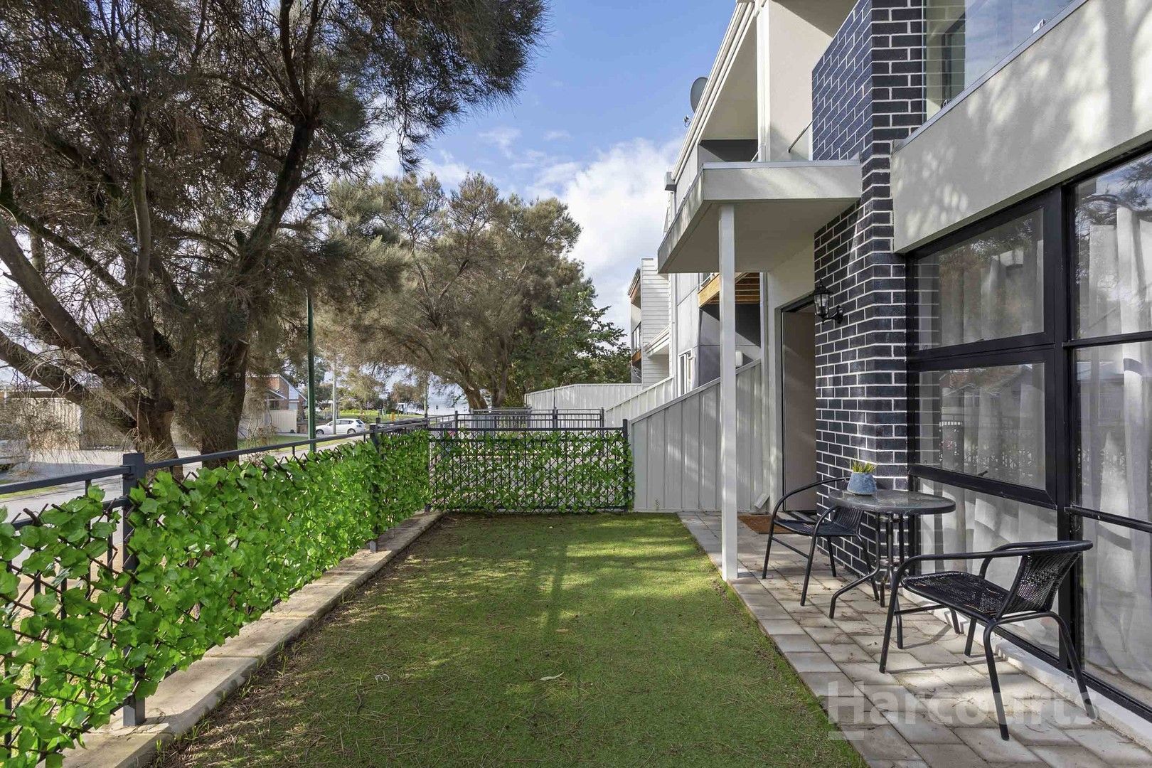 13/15 Kardan Loop, Falcon WA 6210 - House For Rent - $500 | Domain