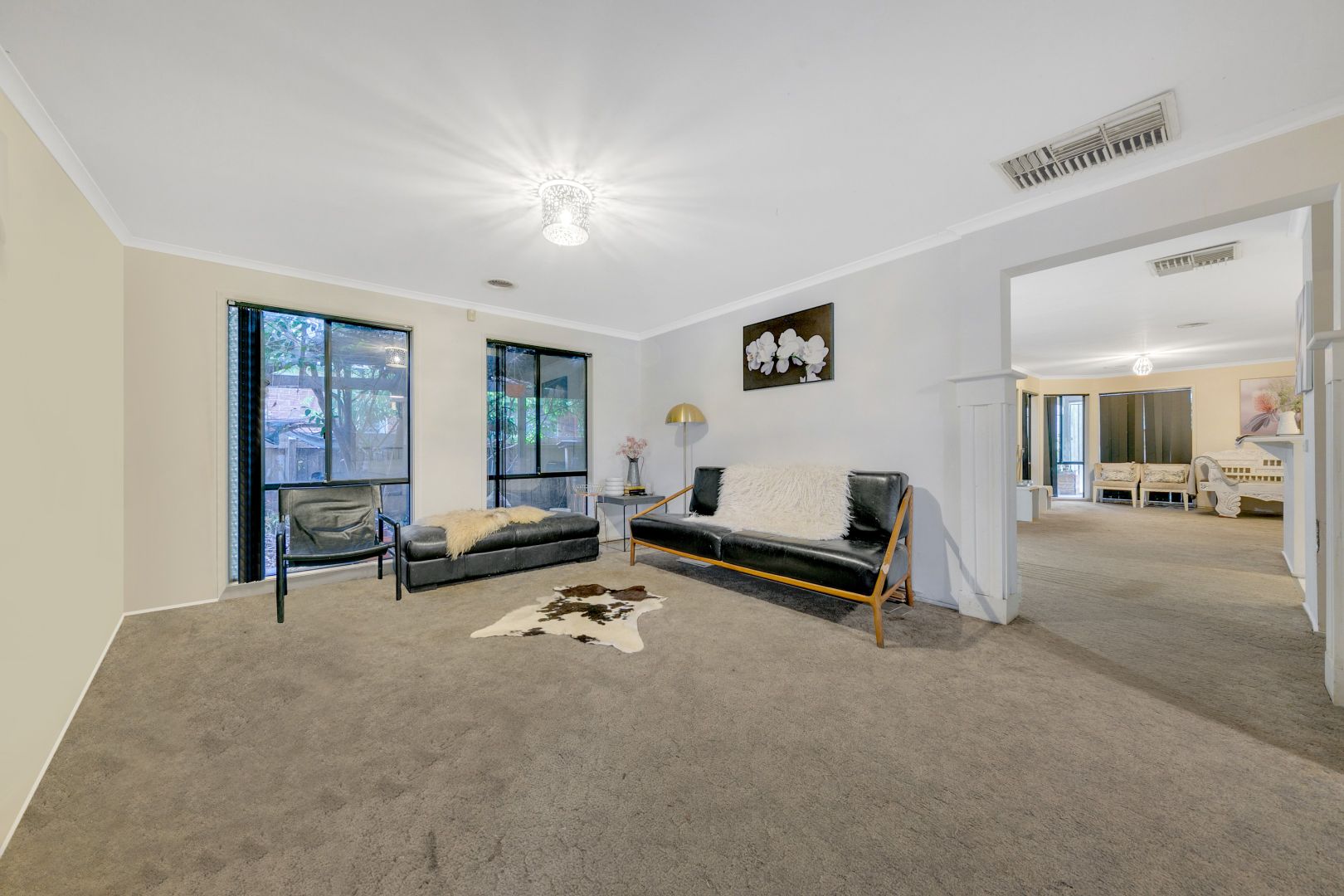 10 Denver Court, Hoppers Crossing VIC 3029 | Domain