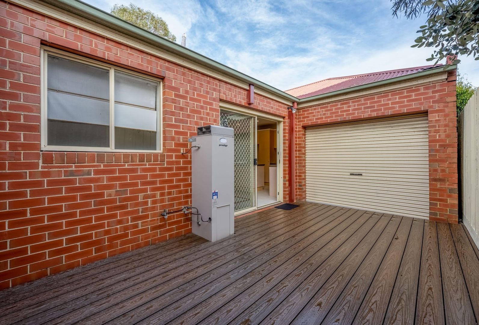 16A Russell Street, Northcote VIC 3070 - House For Rent - $700 | Domain