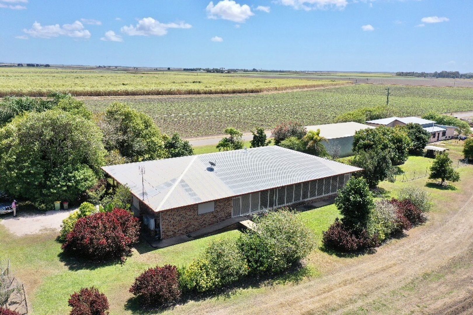 43 Robins Road, Brandon QLD 4808 - House for Sale | Domain