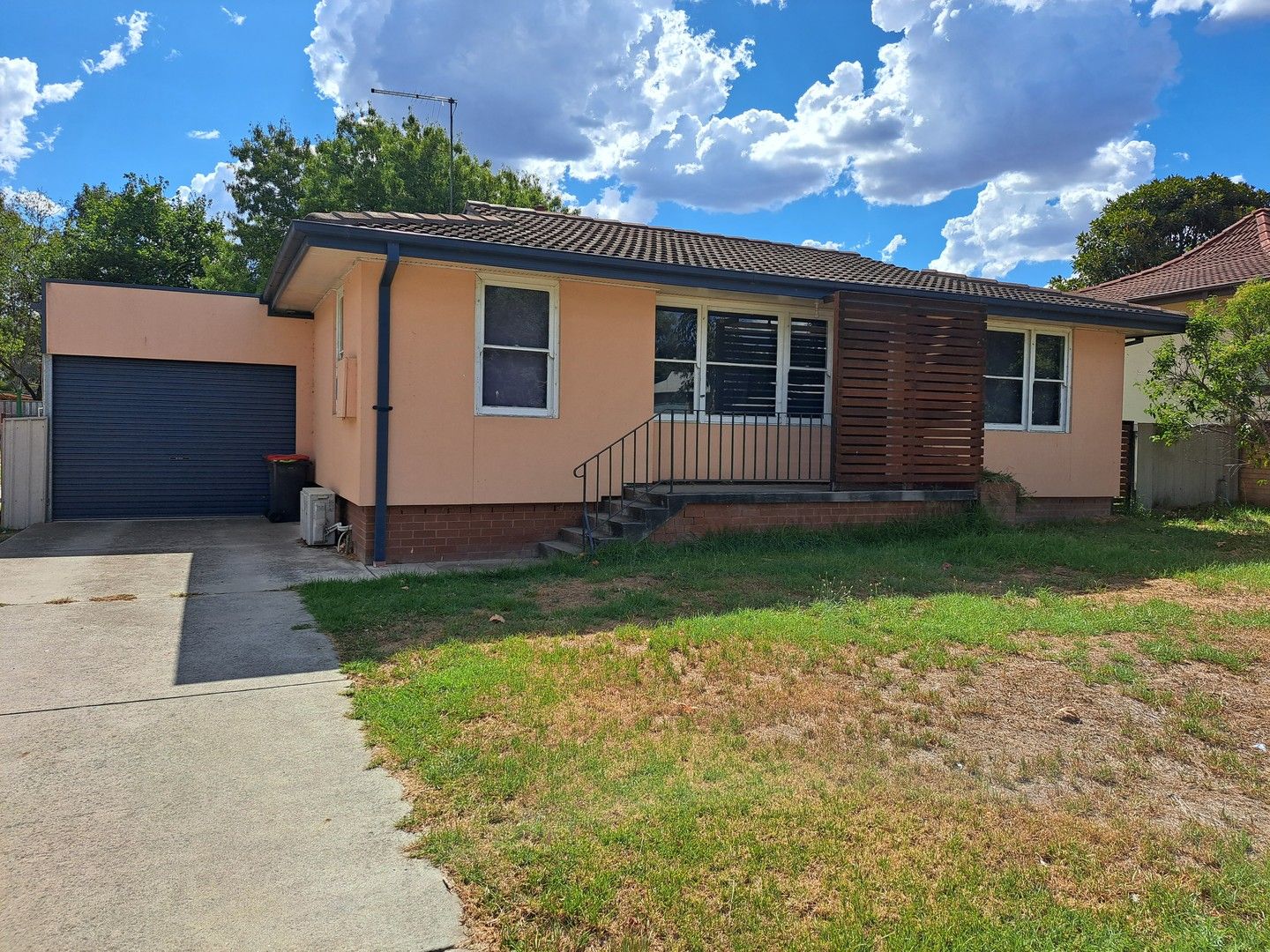 17 Jacaranda Street, West Albury NSW 2640 - House For Rent | Domain