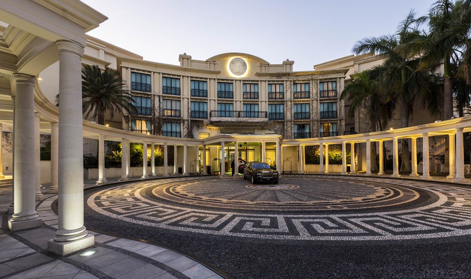 Sold Condo/'Palazzo Versace' 94 Seaworld Drive, Main Beach QLD 4217 on ...