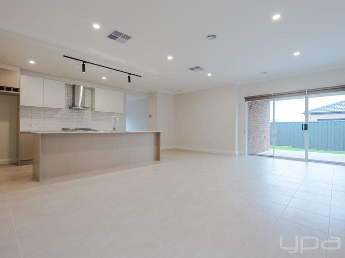 20 Southlands Loop, Strathtulloh VIC 3338 - House For Rent | Domain