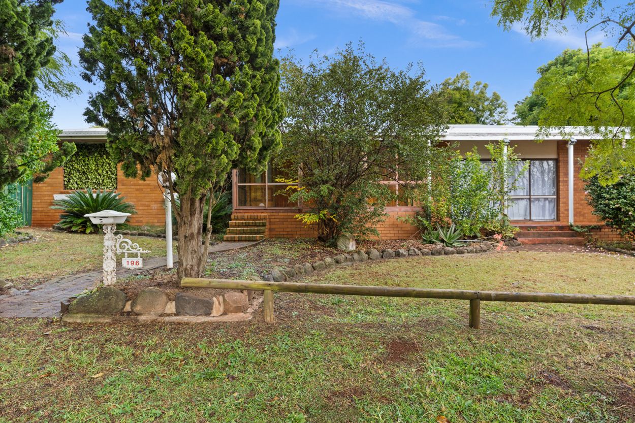 196 Tor Street, Rockville QLD 4350 - House For Rent | Domain