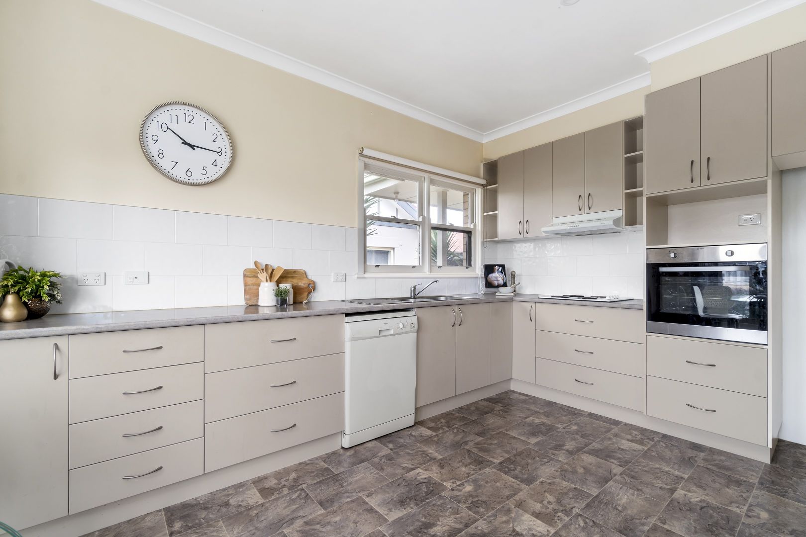 3 Adrian St, Colac VIC 3250 - House For Rent | Domain