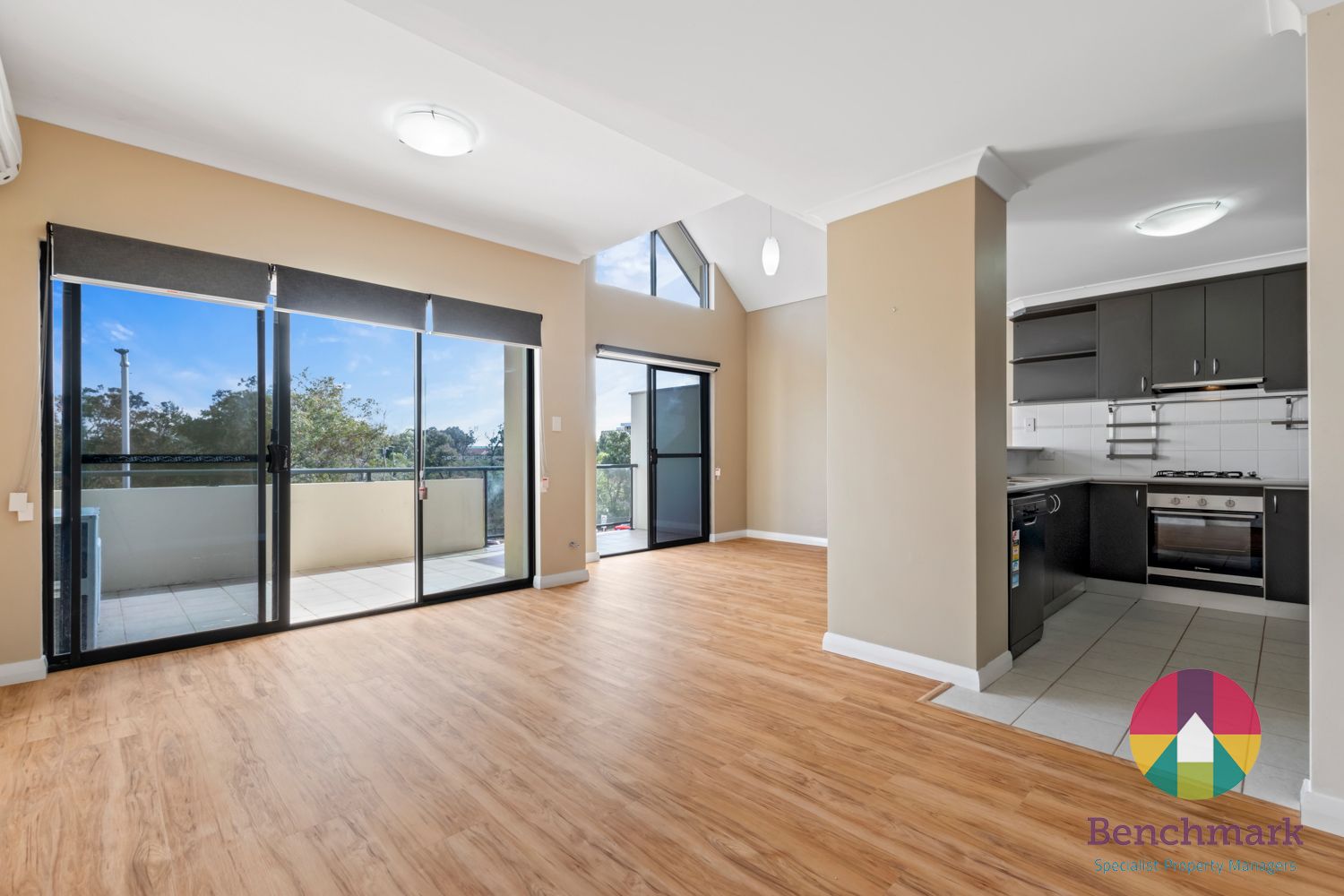 42/162 Lakeside Drive, Joondalu | Property History & Address Research ...