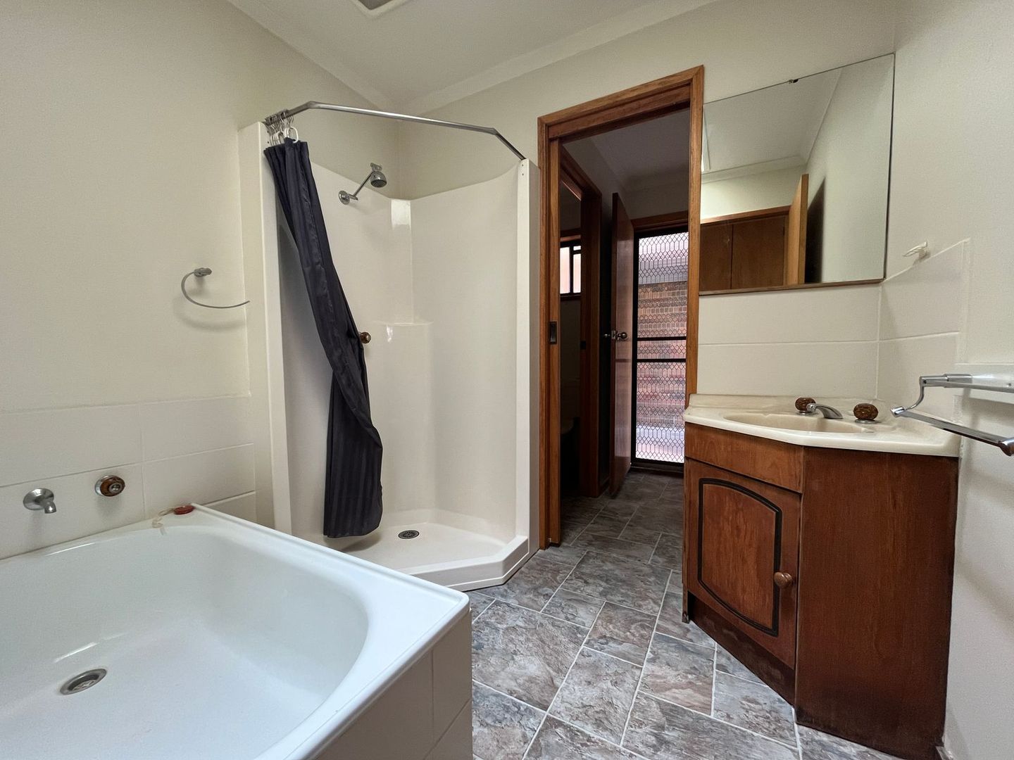 2/87 Inkerman Street, Maryborough VIC 3465 - Apartment For Rent | Domain