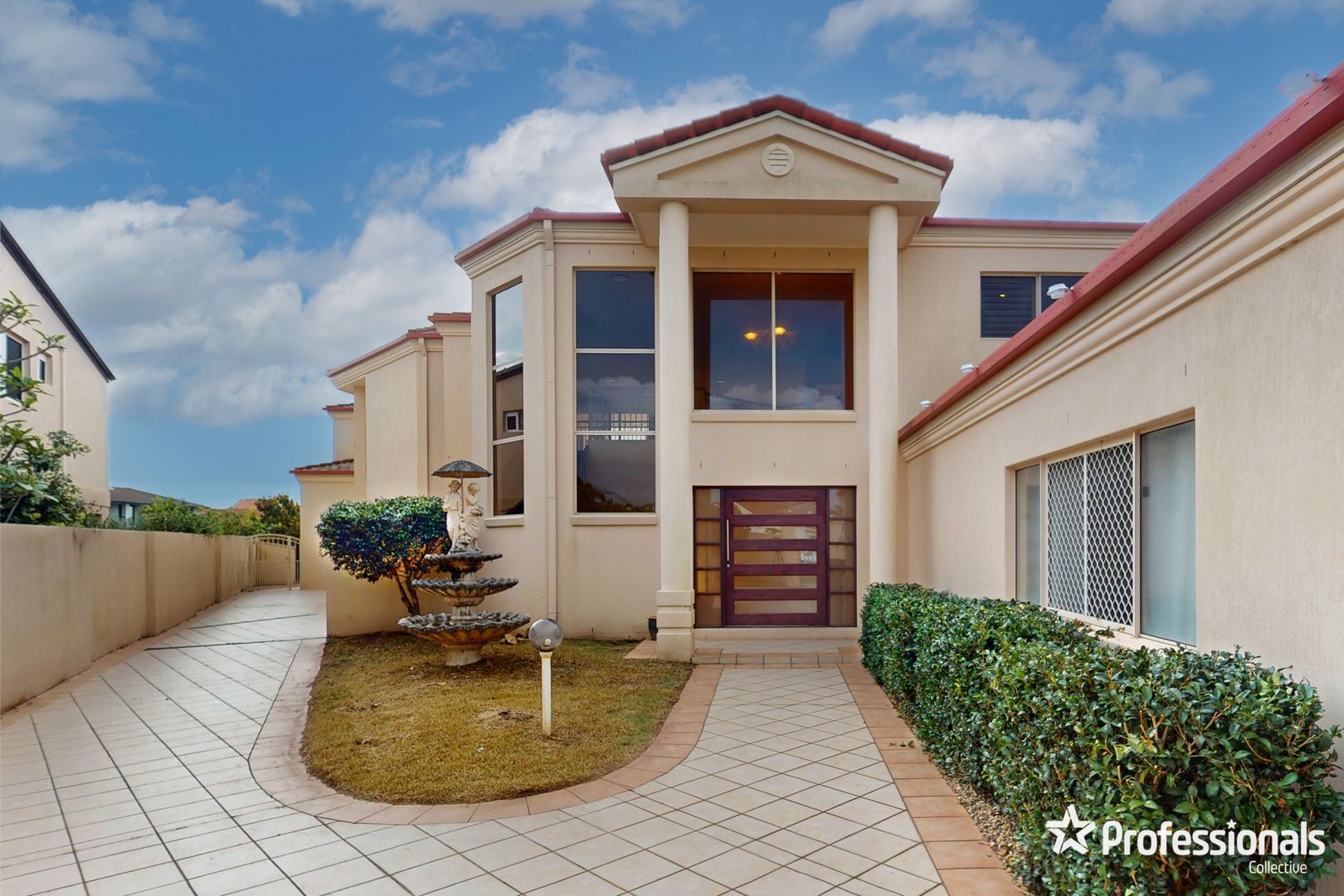 14 Chesterfield Pl, Runaway Bay QLD 4216 - House For Rent | Domain