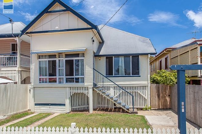 132 Houses for Rent in Sandgate, QLD, 4017 | Domain
