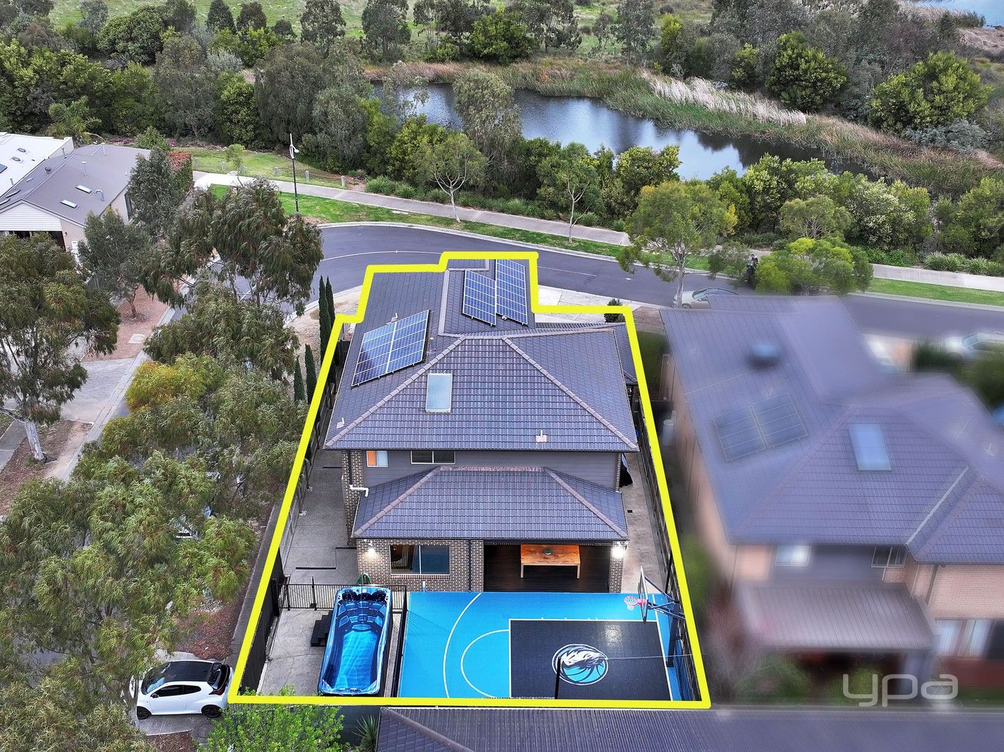 11 Royal Circuit, Point Cook VIC 3030 | Domain