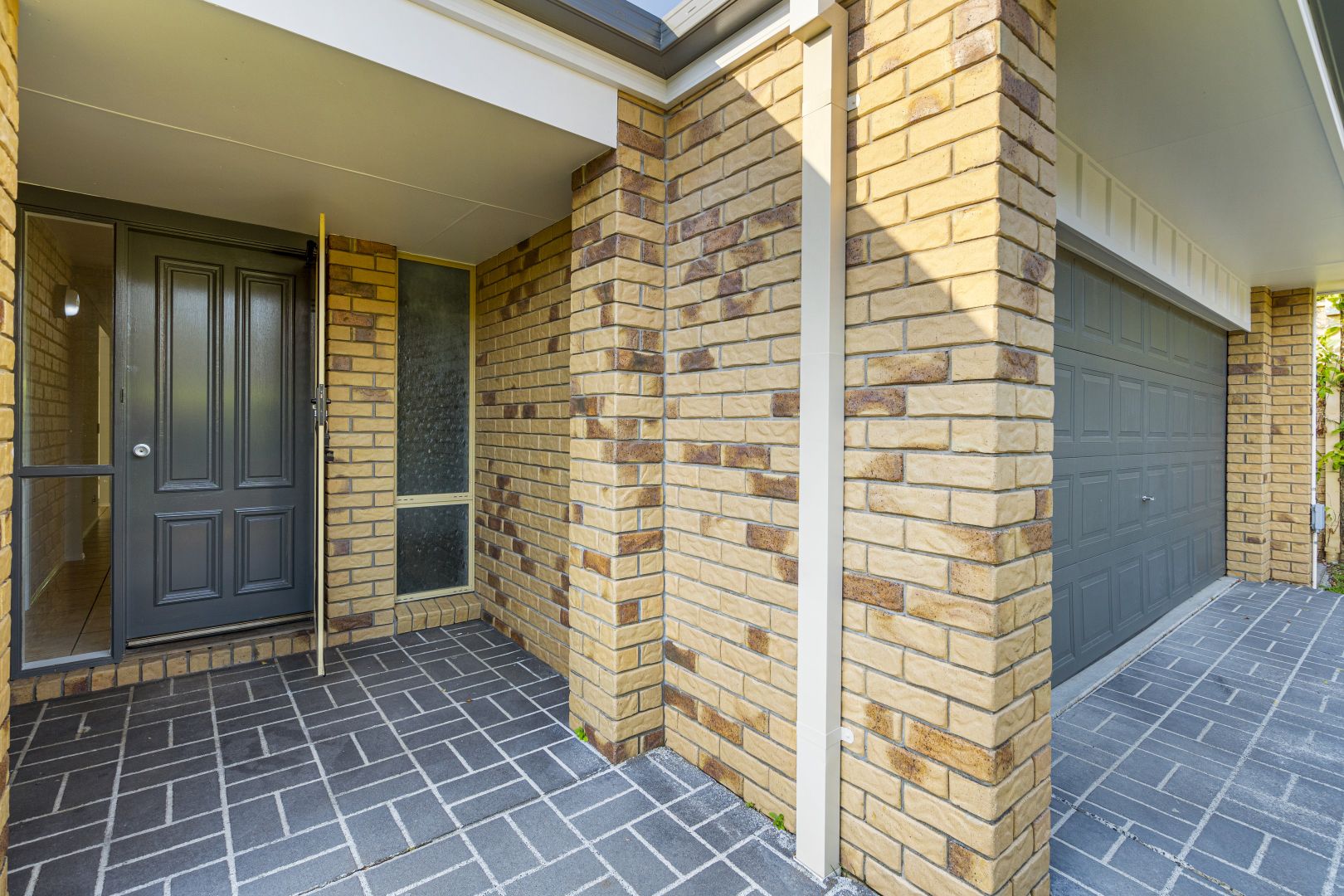 21 Hilltop Place, Banyo QLD 4014 - House For Rent - $660 | Domain