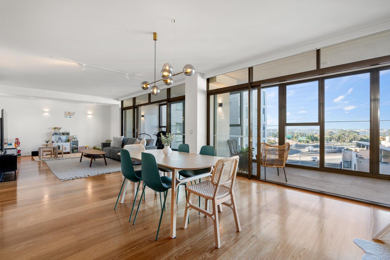 13/37 Mount Street, West Perth WA 6005 - Apartment For Rent - $1,450 ...