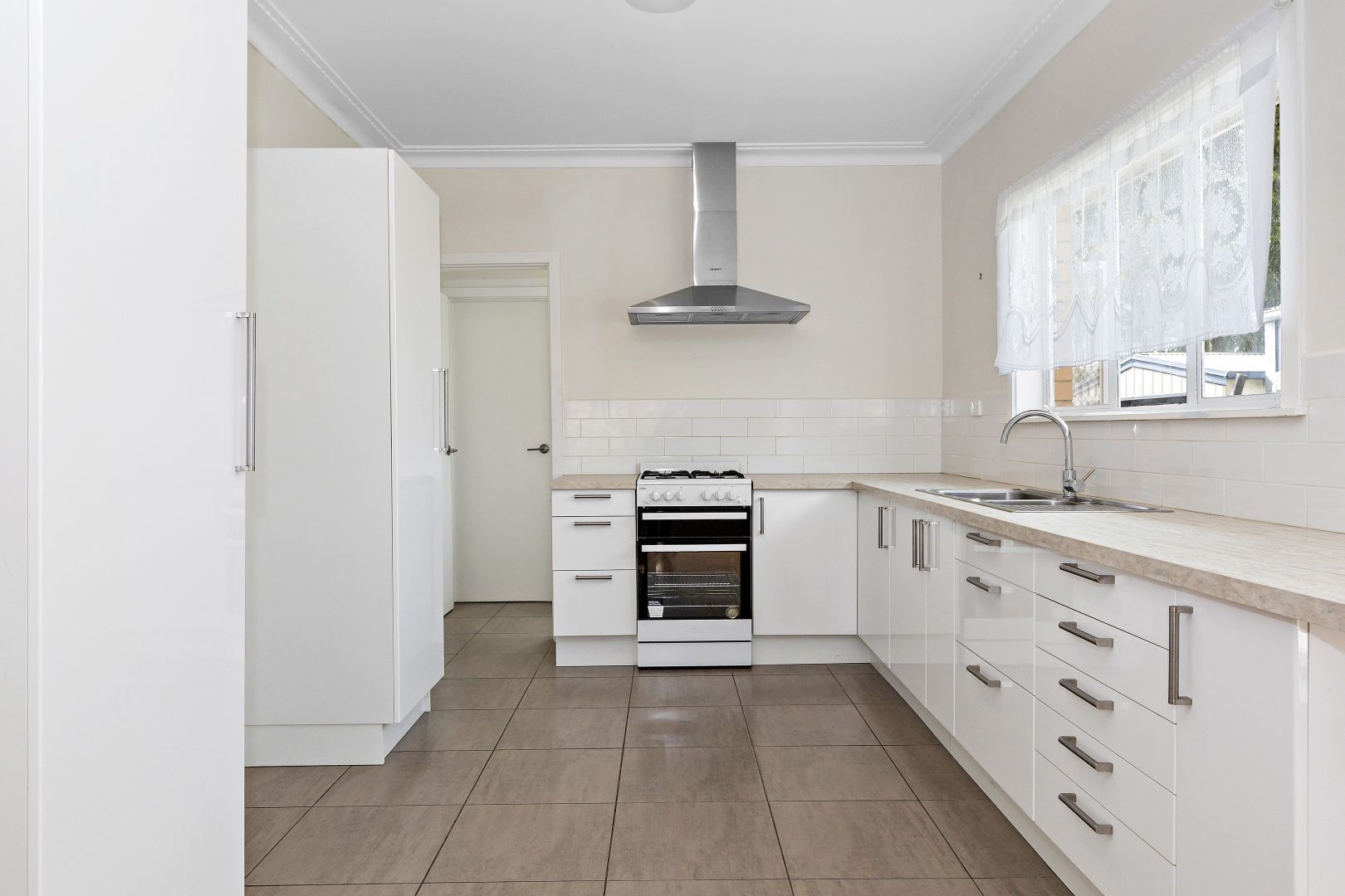 1/57 Ridgeway Parade, Sunshine West VIC 3020 - House For Rent | Domain