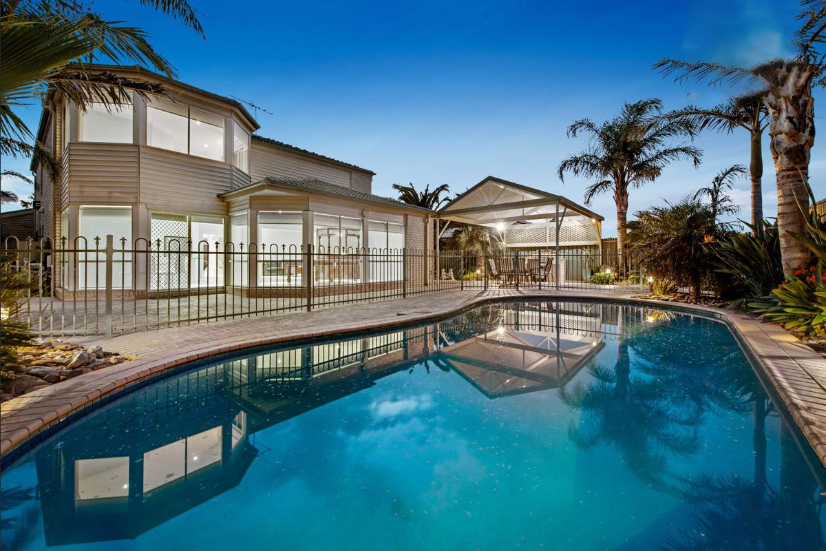 24 Hillcrest Drive, Hillside VIC 3037 | Domain