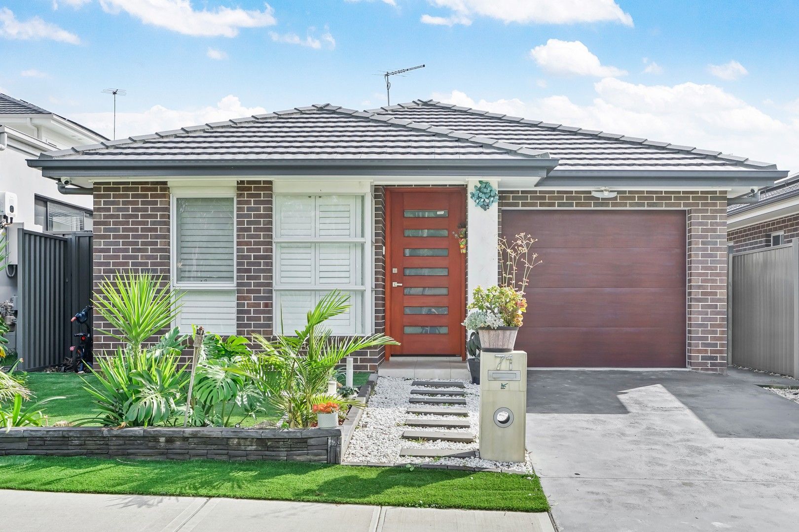 71 Cranbourne Street, Riverstone NSW 2765 - House For Rent - $850 | Domain
