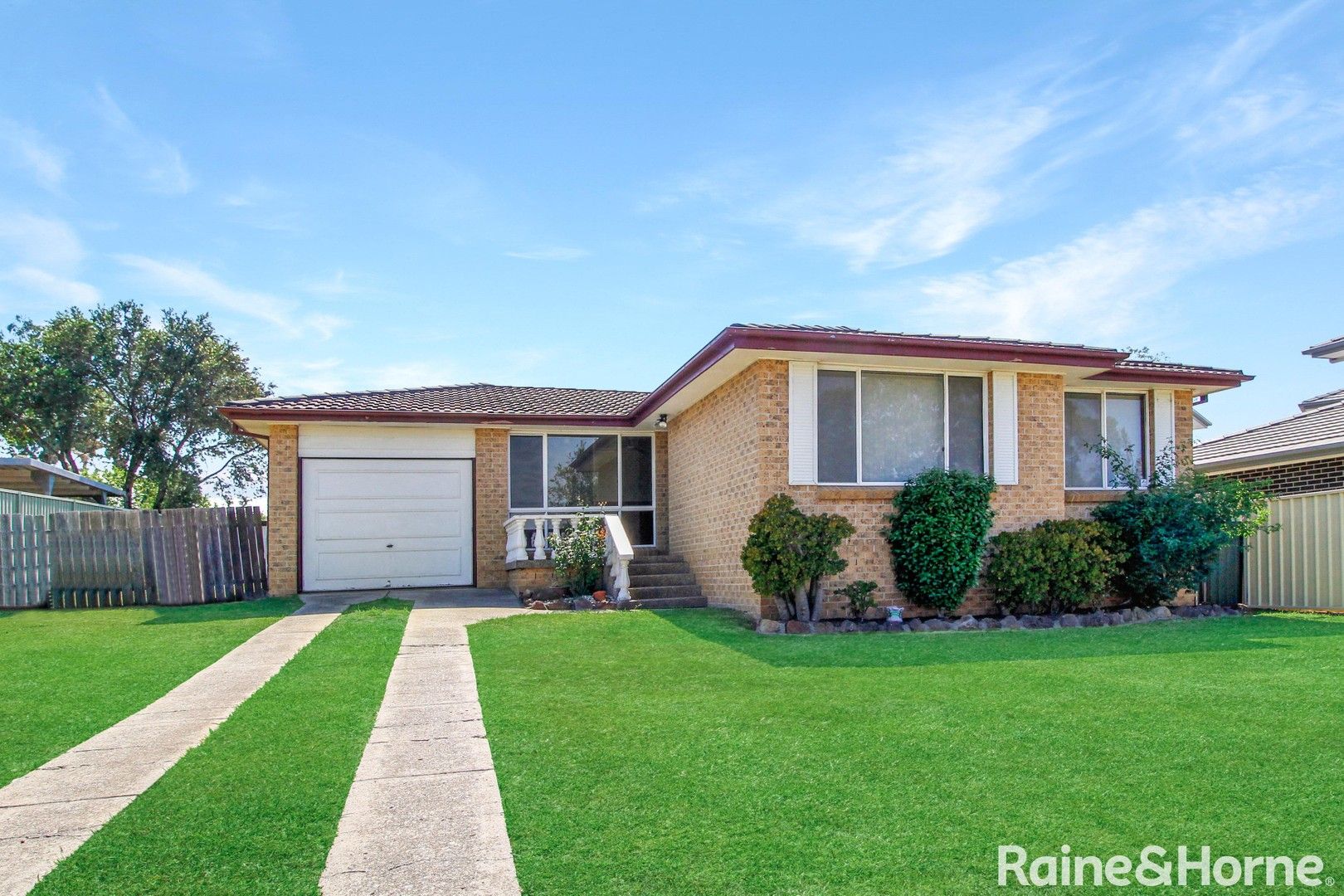 29 Shadlow Crescent, St Clair NSW 2759 - House For Rent - $540 | Domain