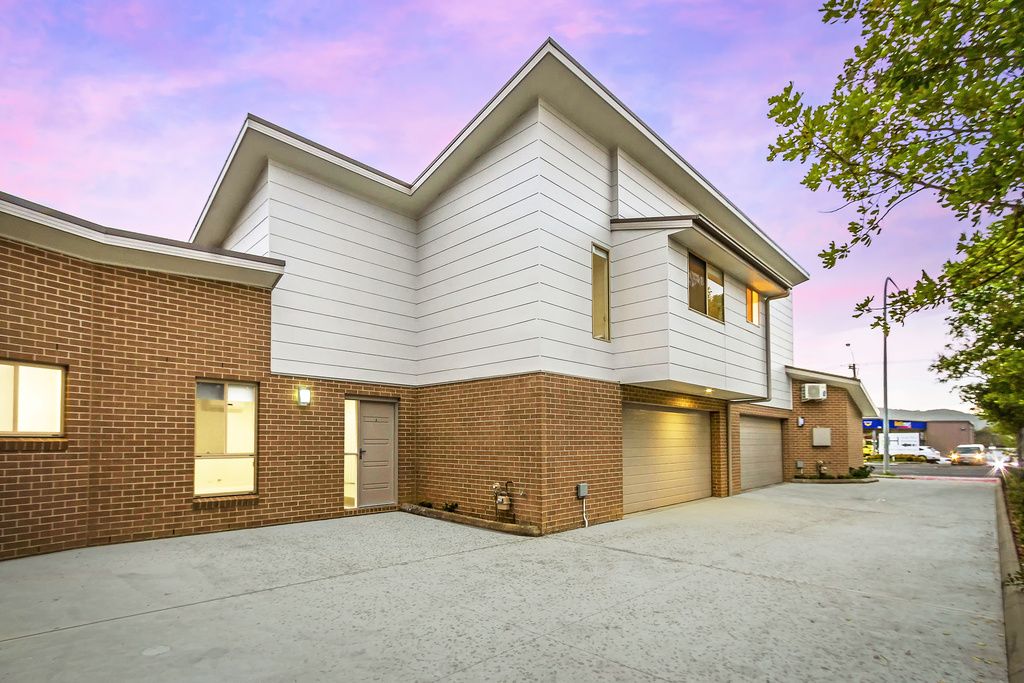 2/32 Victoria Street, East Gosford NSW 2250 - Townhouse For Rent | Domain