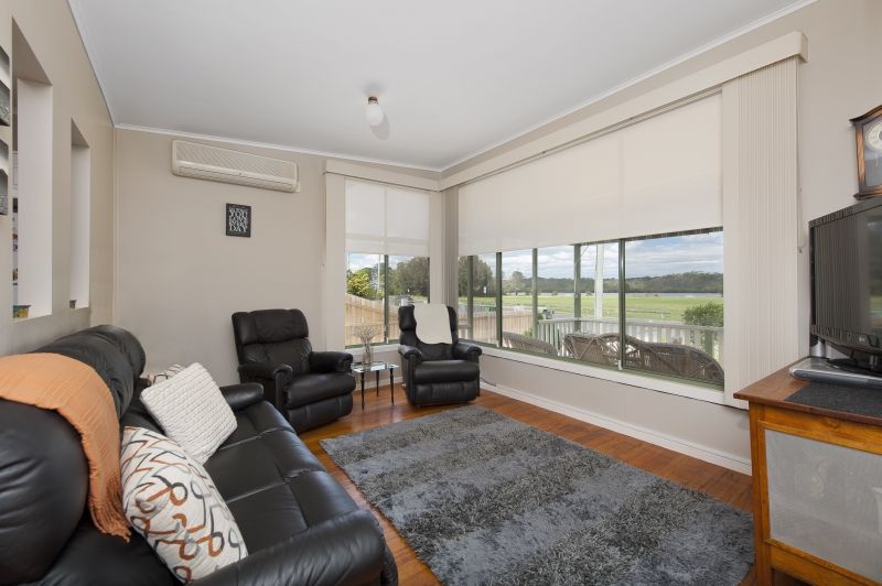 50 Sunpatch Parade, Tomakin NSW 2537 - House For Rent - $900 | Domain