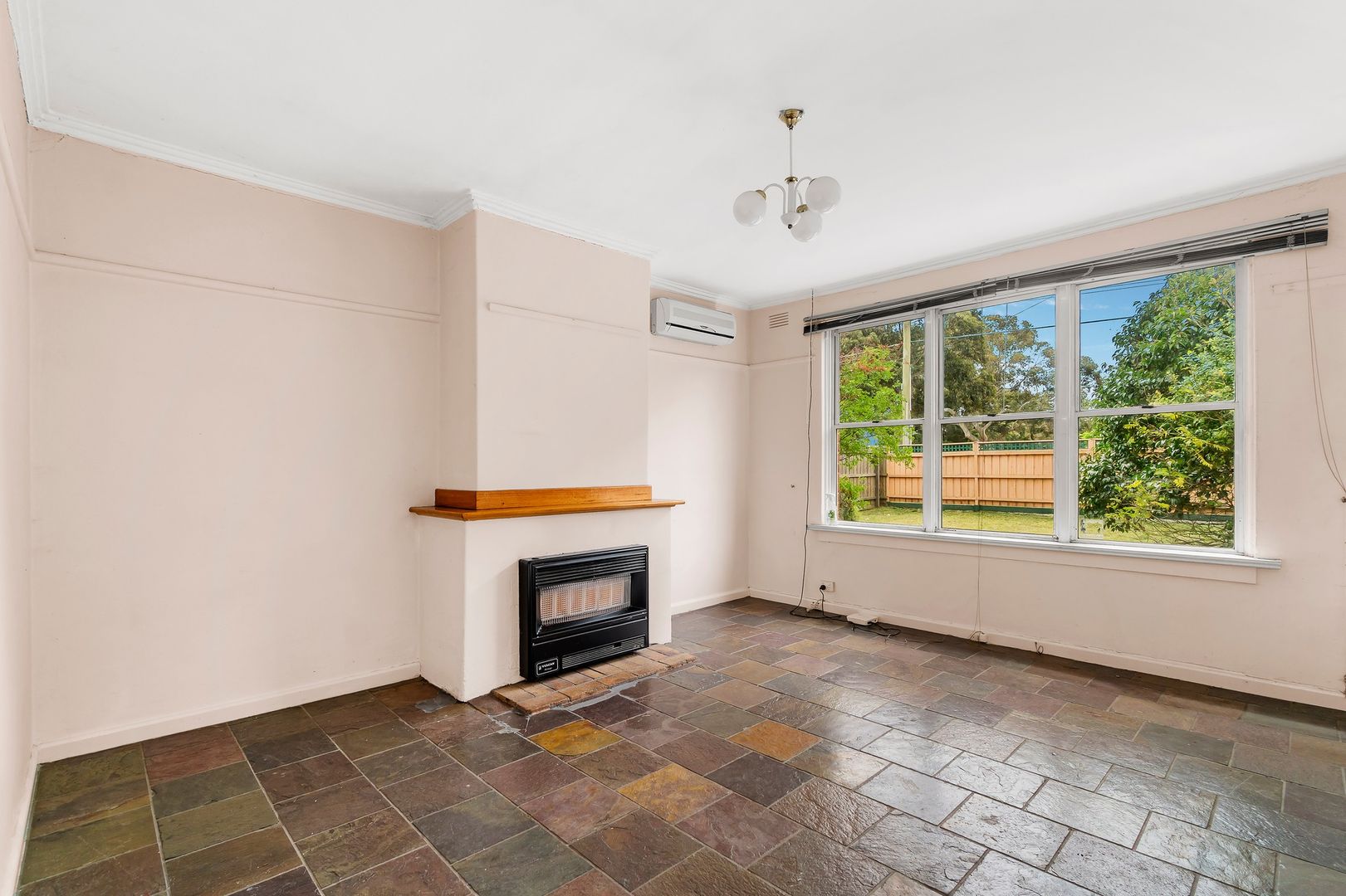 299 Bell Street, Bellfield VIC 3081 - House For Rent - $430 | Domain