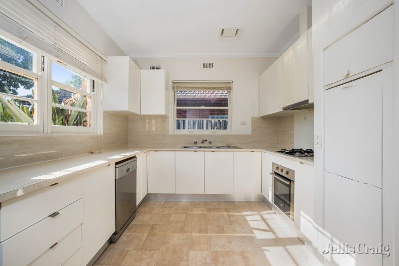 2 Curzon Street, Brighton East VIC 3187 - House For Rent - $850 | Domain