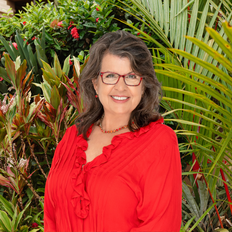 Susan Cooper | RE/MAX Real Estate Services | Real Estate Agent in 47 ...