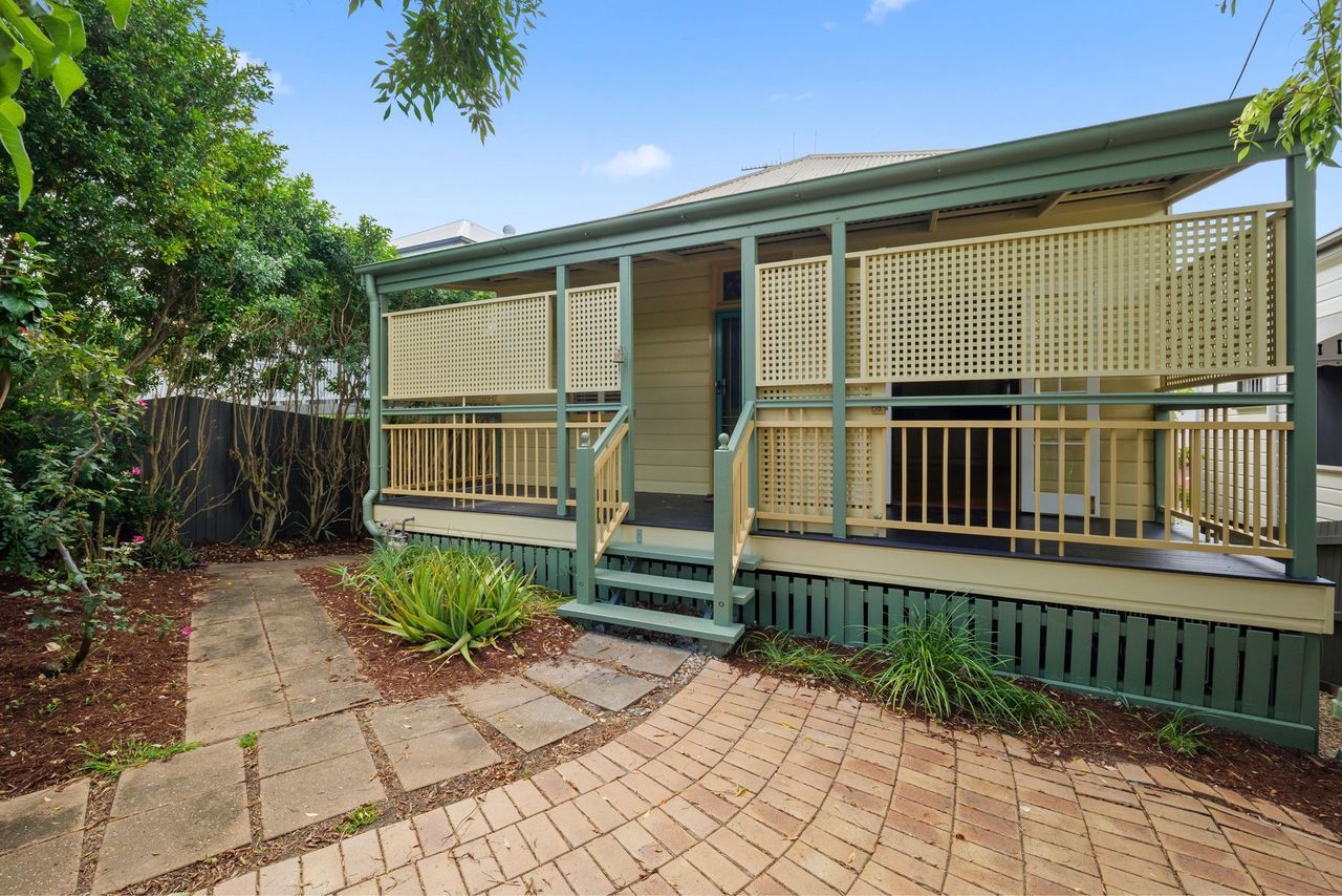 8/123 Fernberg Road, Paddington QLD 4064 - House For Rent - $950 | Domain
