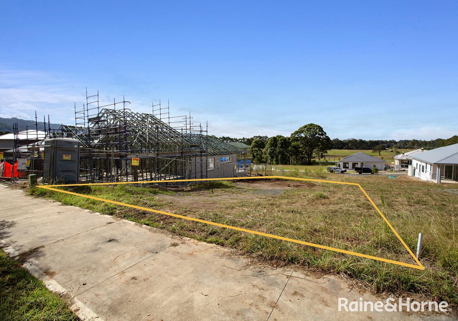 45 Lancaster Drive, Badagarang NSW 2540 | Domain