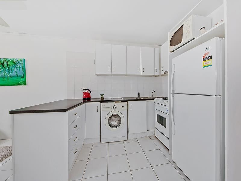 6/35 Windsor Road, Red Hill QLD 4059 - Apartment For Rent - $450 | Domain