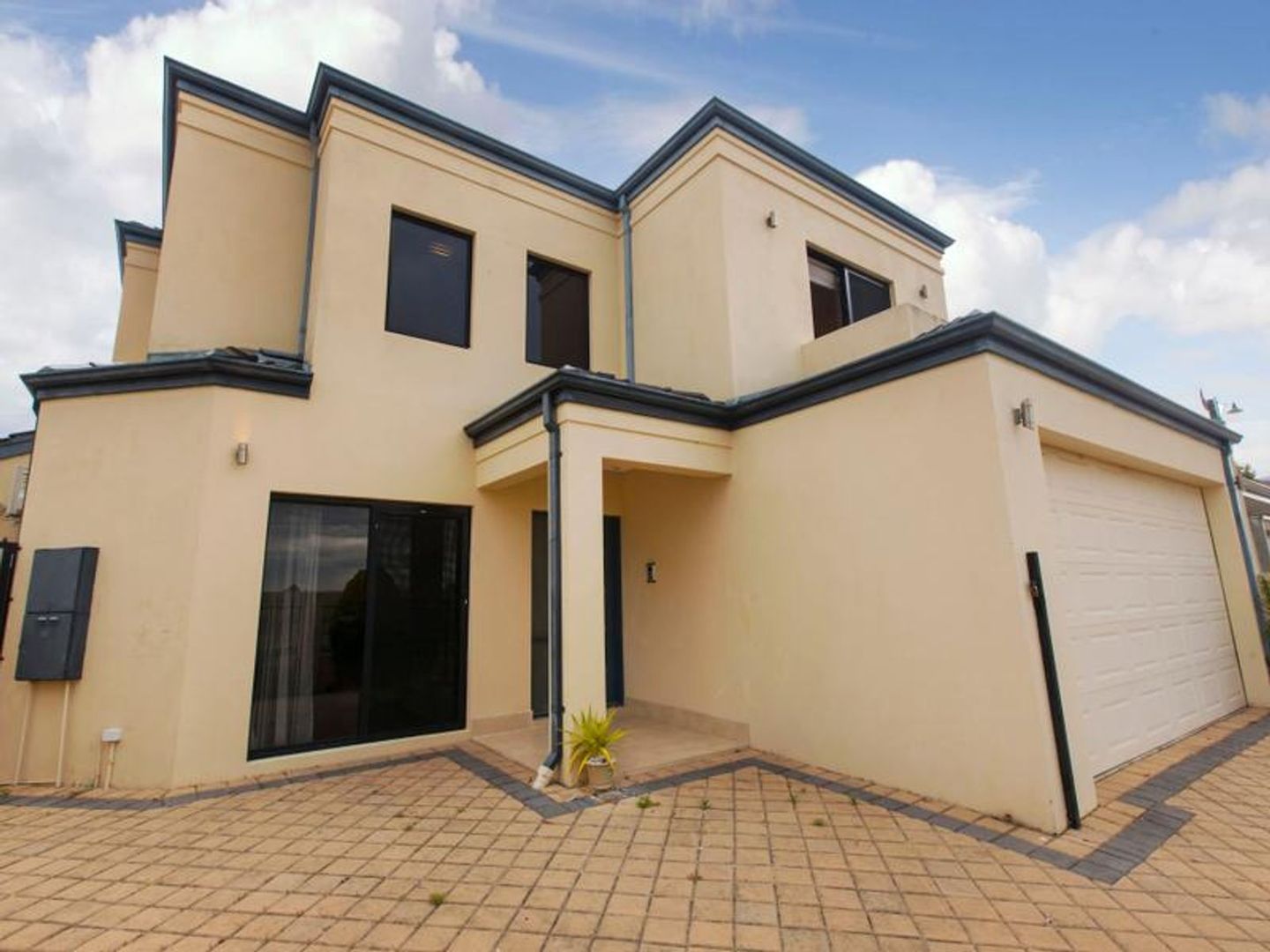 Sold 25B Civic Place, Stirling WA 6021 on 17 Oct 2022 - 2018060558 | Domain