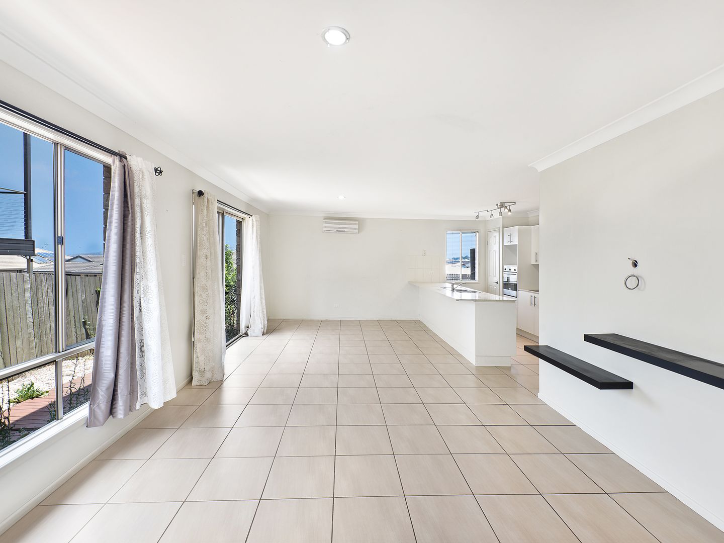 10 Sunset Drive, Glenvale QLD 4350 - House For Rent - $580 | Domain