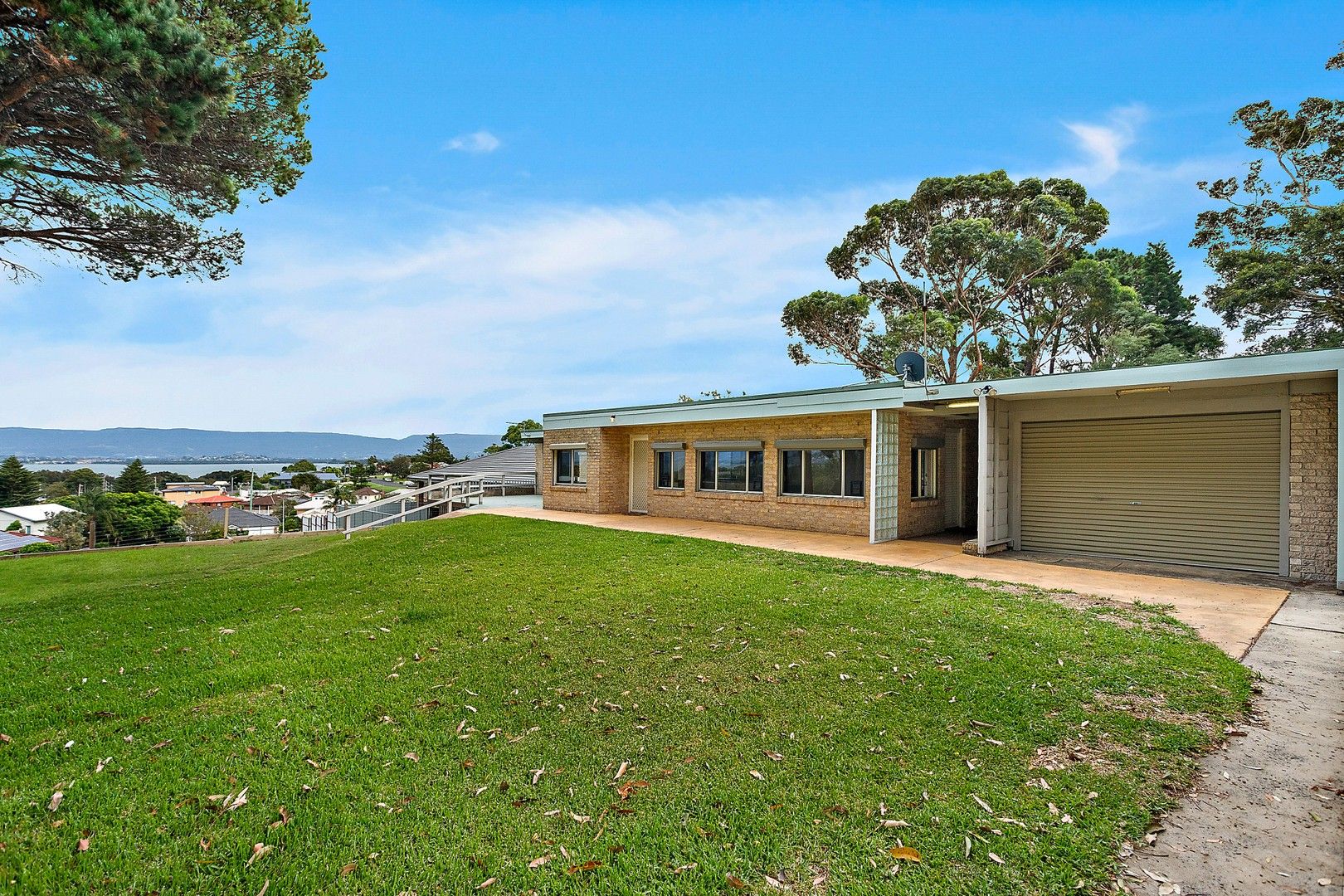 29 Jones Avenue, Primbee NSW 2502 - House For Rent - $750 | Domain