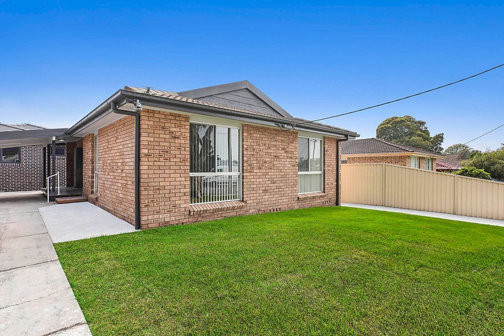 30 Second Avenue, Toukley NSW 2263 - House For Rent | Domain