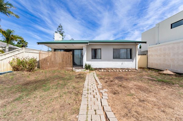 29 Irwin Road, Embleton WA 6062 | Domain