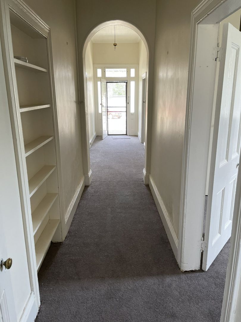 1-39 Murringo Street, Young NSW 2594 - House For Rent | Domain