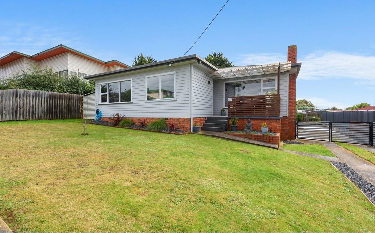 26 Middle Road, Devonport TAS 7310 - House For Rent | Domain