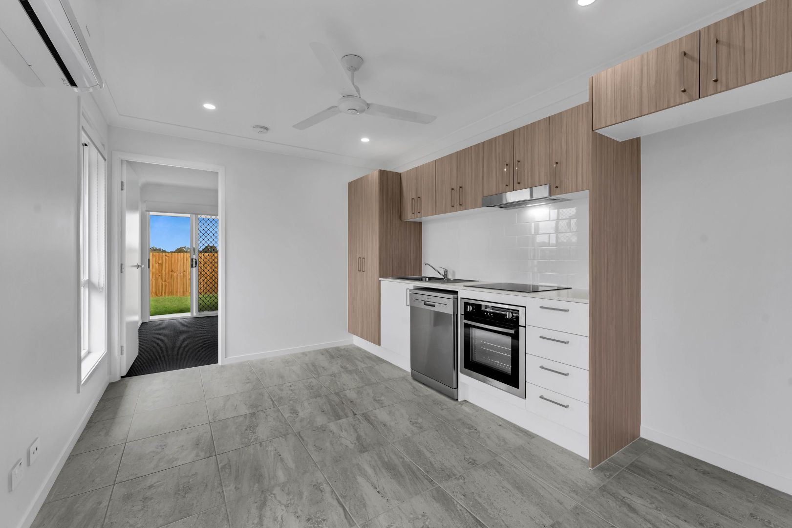 49B Trevi Circuit, Logan Reserve QLD 4133 - House For Rent - $520 | Domain
