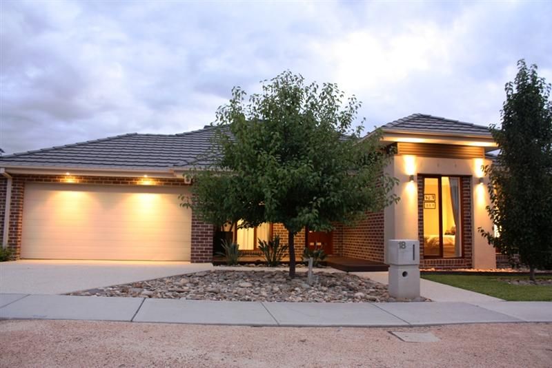18 Misty Close, Berwick | Property History & Address Research | Domain