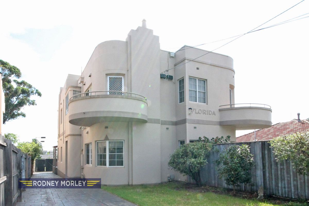 7 Linlithgow Avenue, Caulfield North | Property History & Address ...