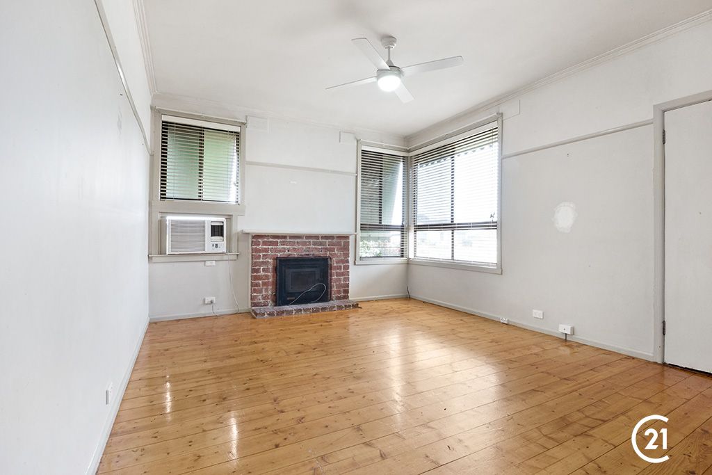 14 Garden Crescent, Echuca VIC 3564 - House For Rent | Domain