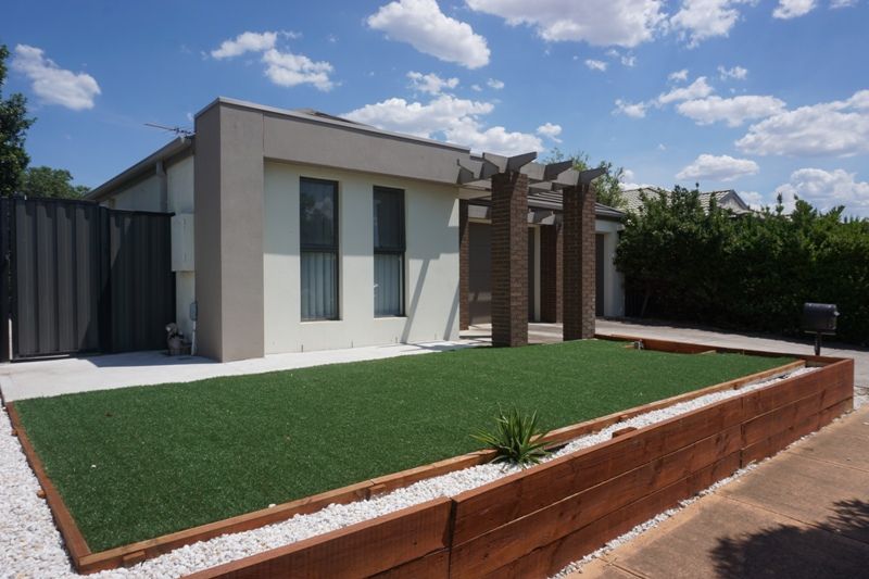 13 Lindsay Gardens, Point Cook VIC 3030 - House For Rent | Domain