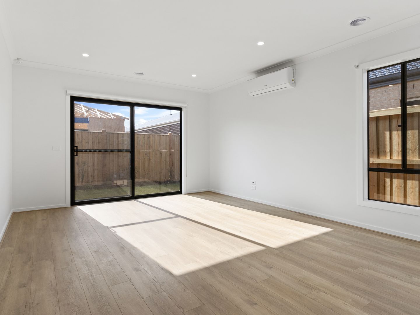 10 Arnison Rd, Tarneit VIC 3029 - House For Rent | Domain